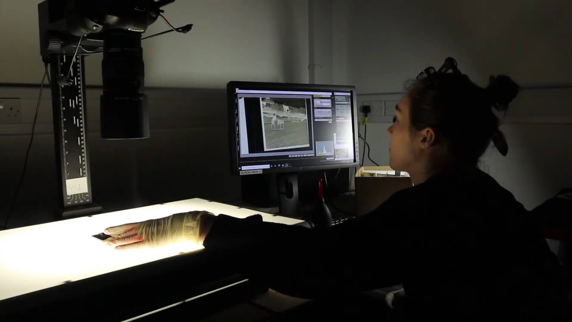 Photograph & 35mm Slide Scanning - Genus